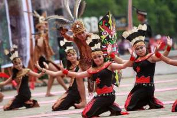 Kemeriahan Puncak Sail Selat Karimata di Kayong Utara