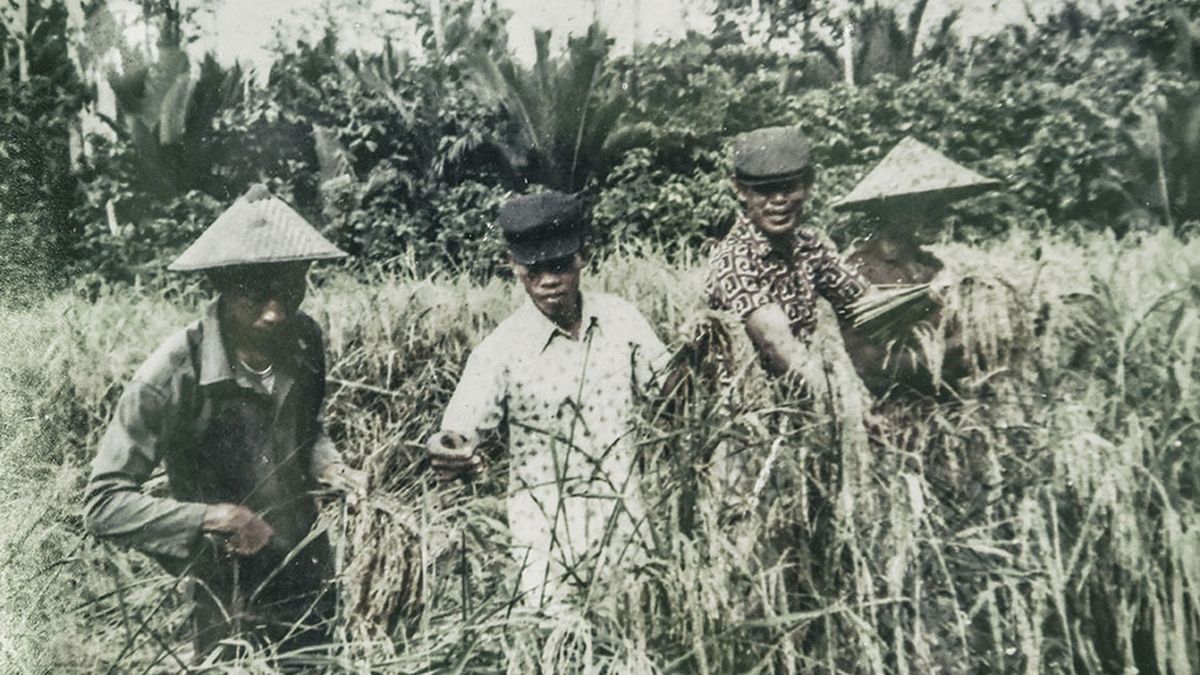 "Nyanyi Sunyi Seorang Bisu", Refleksi Tapol G30S