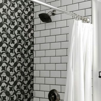 6 Benda di Kamar Mandi yang Kerap Lupa Dibersihkan