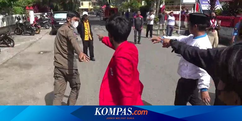 Aksi Unjuk Rasa Knpi Toraja Utara Berlangsung Ricuh Massa Saling Lempar Dan Kejar Satpol Pp