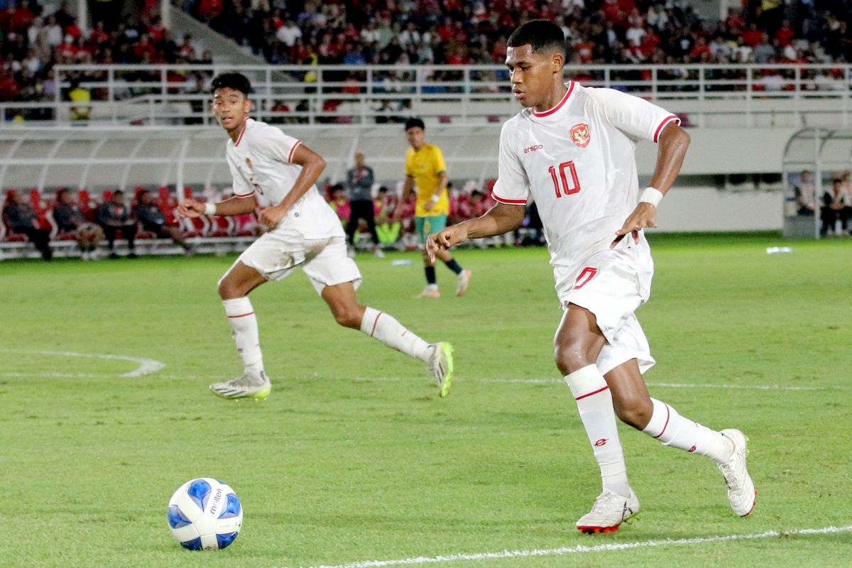 Striker Timnas U-16 Indonesia Fadly Alberto Hengga Dapat Hadiah 1 Unit ...