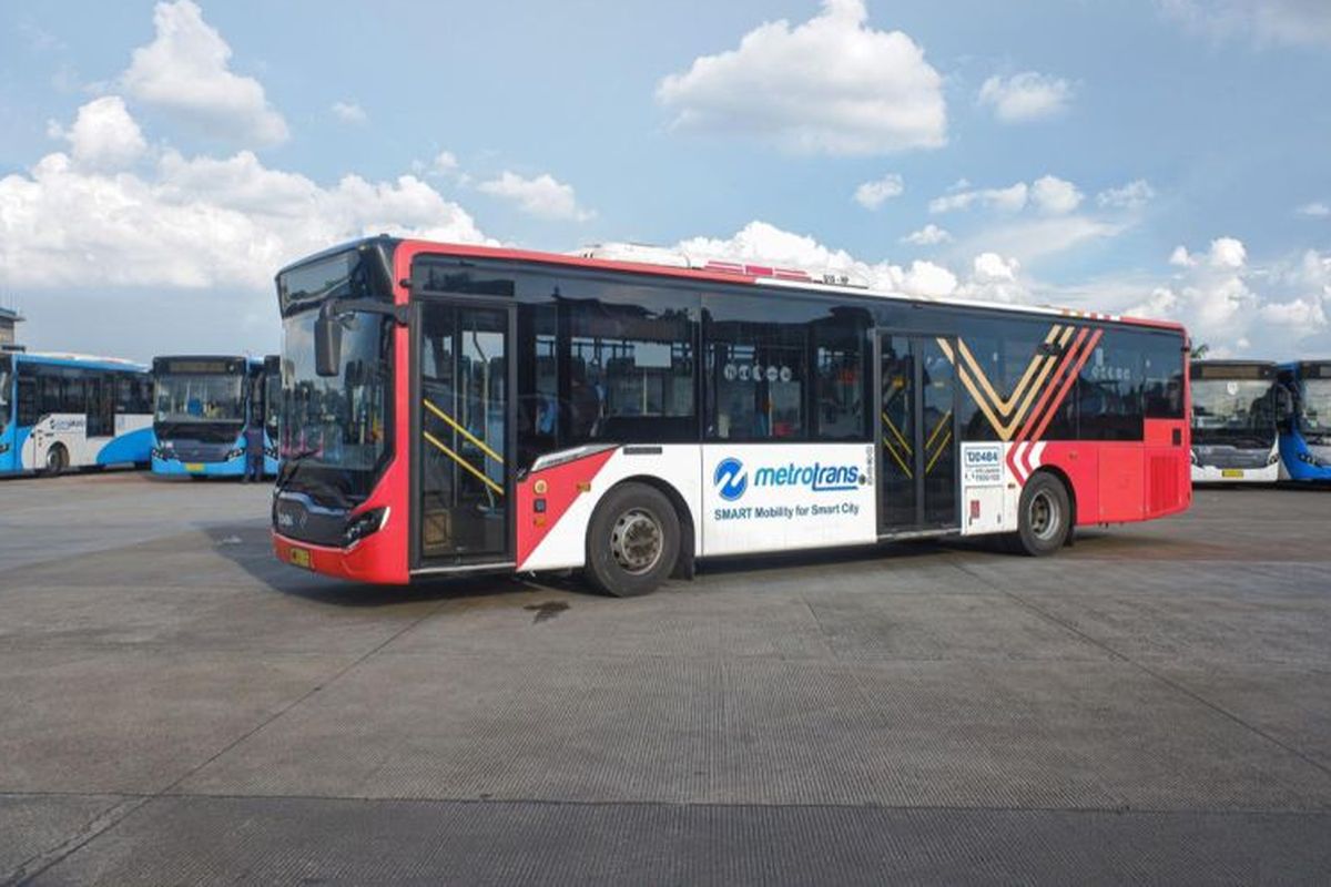 Penumpang Melonjak, Transjakarta Tambah Armada Rute Blok M–PIK