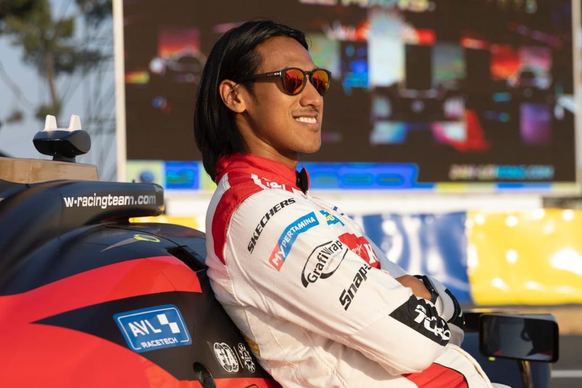 Sean Gelael Jadi Starting Driver di Balapan Legendaris 24 Hours of Le Mans