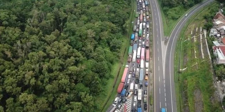 Berita Harian Macet Tol Dalam Kota Semarang Terbaru Hari Ini - Kompas.com