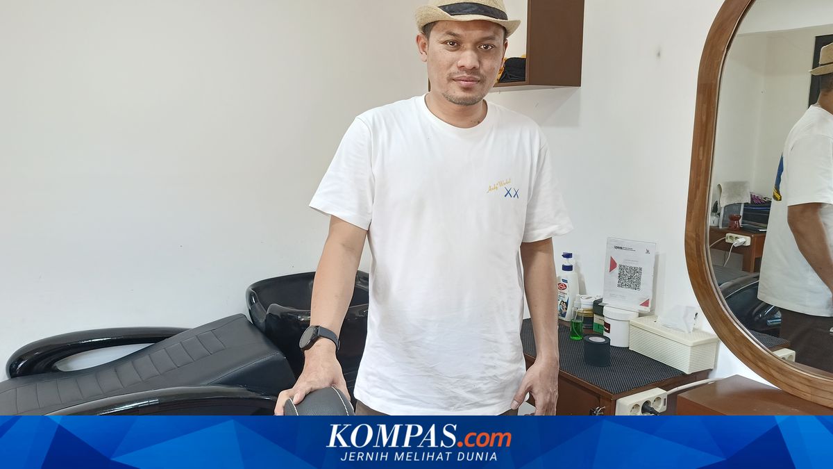 Jumadi, Tukang Cukur Jokowi yang Kini Jadi Langganan Pejabat di Bogor