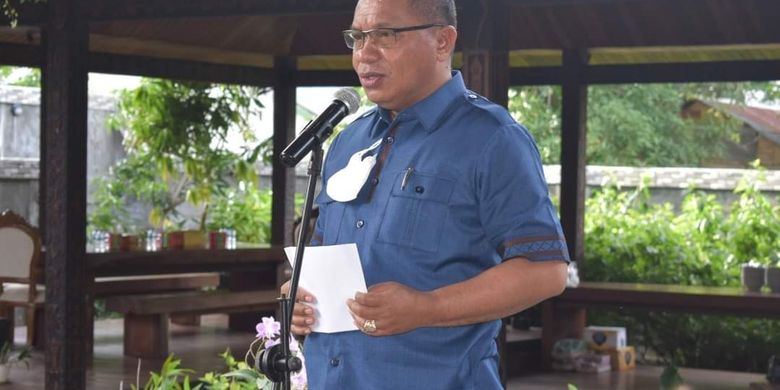 Berita Harian Mantan Bupati Kepulauan Tanimbar Petrus Fatlolon Terbaru ... Berita Harian Mantan Bupati Kepulauan Tanimbar Petrus Fatlolon Terbaru ...