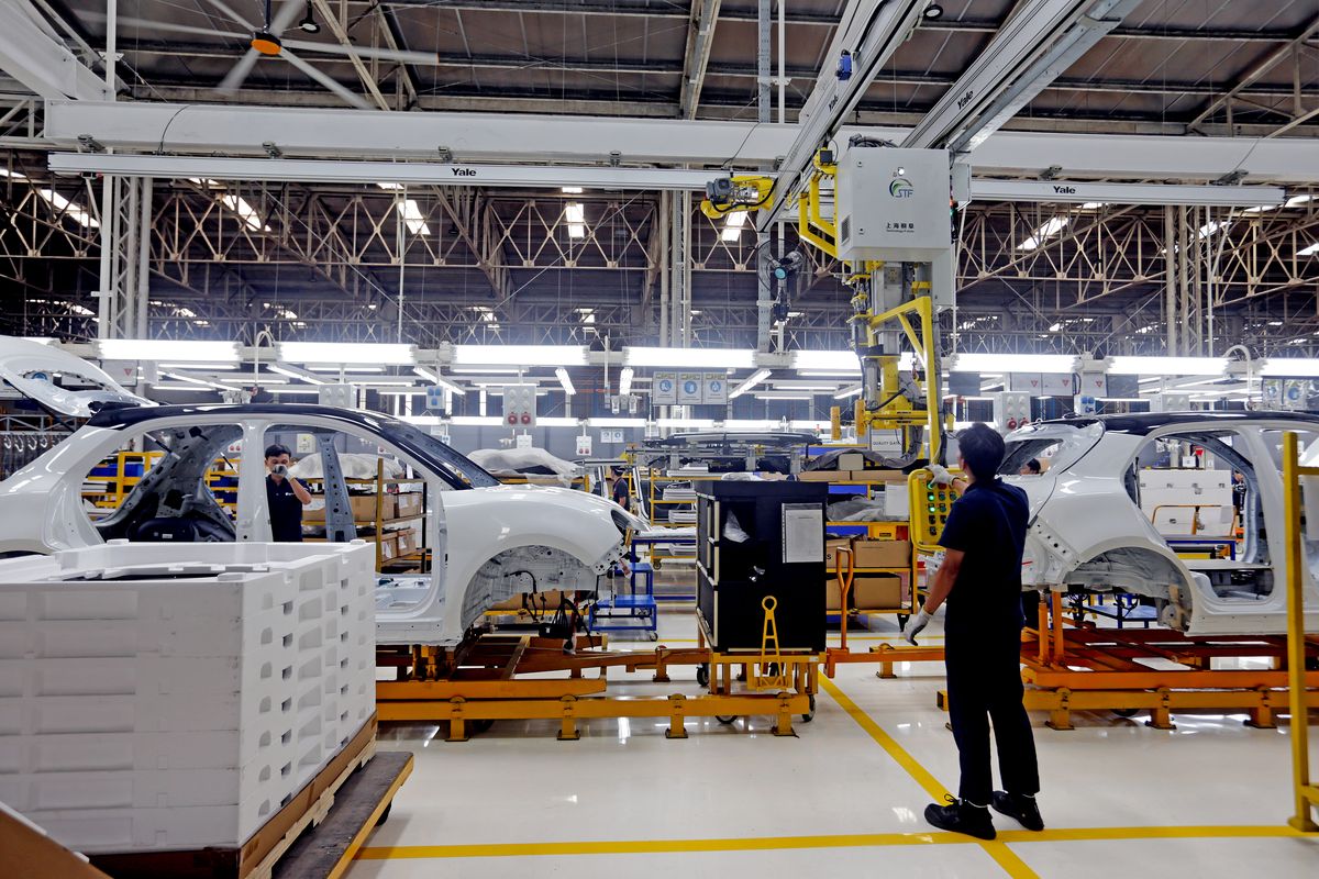 Perbedaan Perakitan EV dan Mobil "Cetus Api"