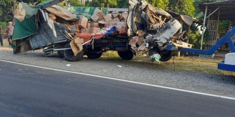 Berita Terkini Harian Kecelakaan Bus Vs Truk Di Situbondo Terbaru Hari Ini - Kompas.com