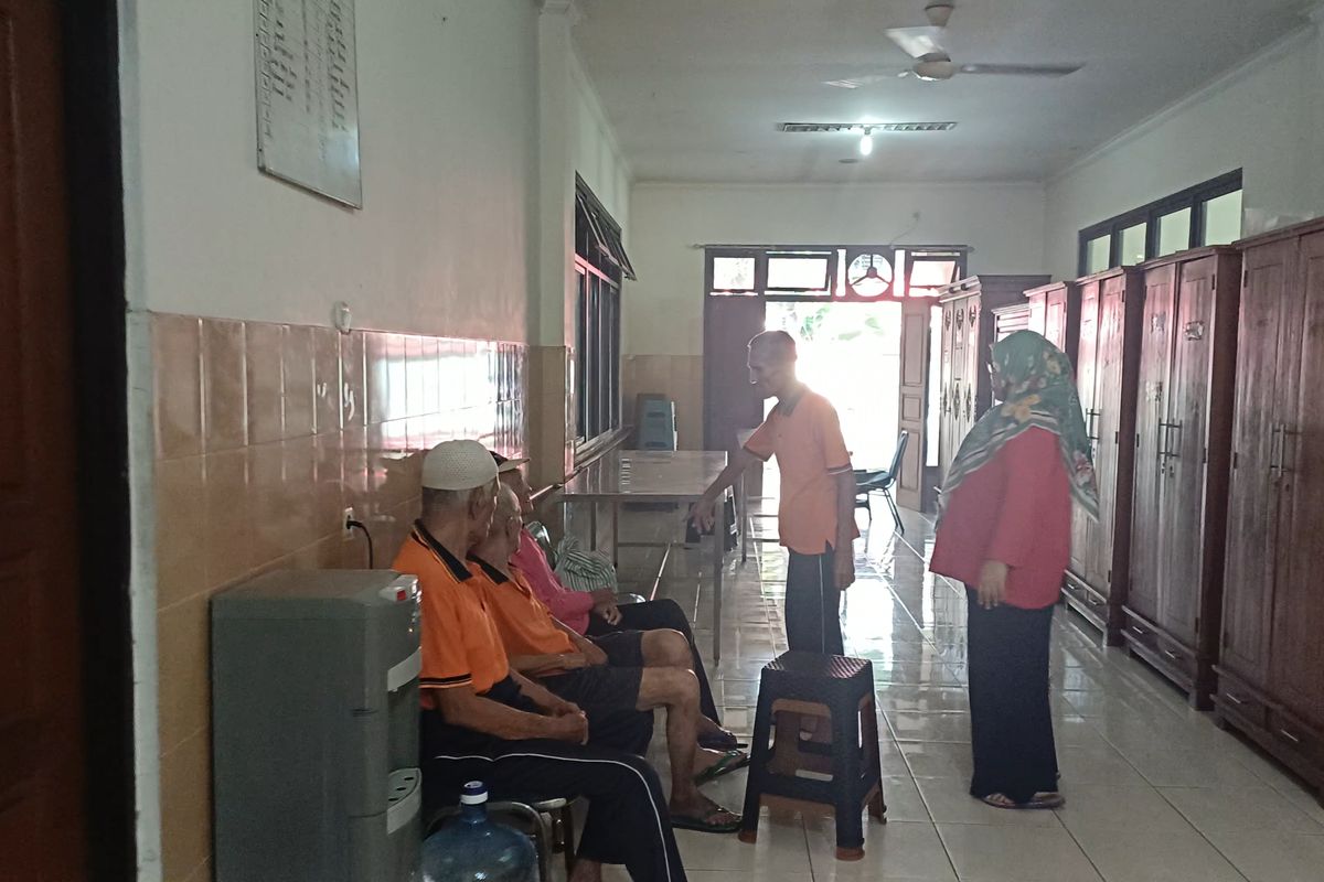 Potret Panti Sosial Cengkareng, Merawat Ratusan Lansia dengan Kondisi ...