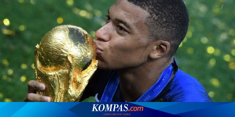 Kylian Mbappe Tak Mau Pikirkan Trofi Ballon d'Or