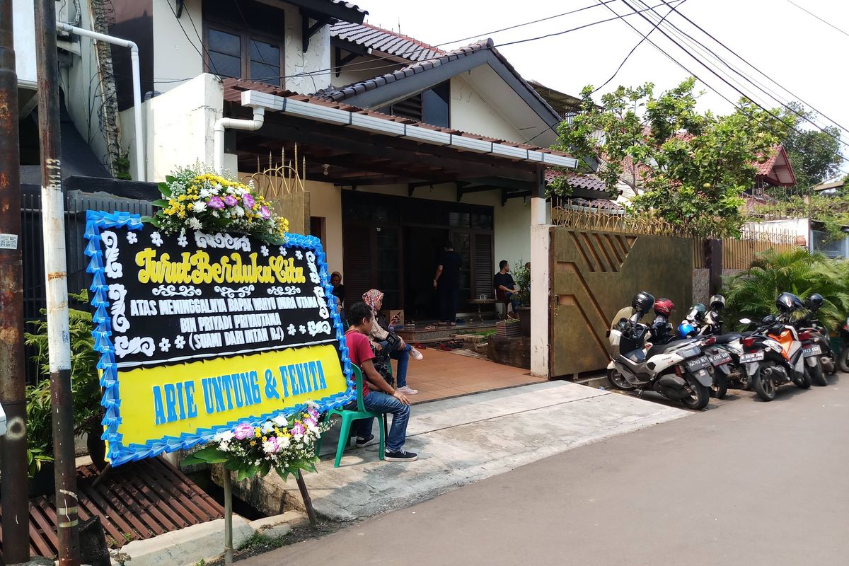 Suami Intan RJ Meninggal Dunia, Pelayat Mulai Berdatangan ke Rumah Duka