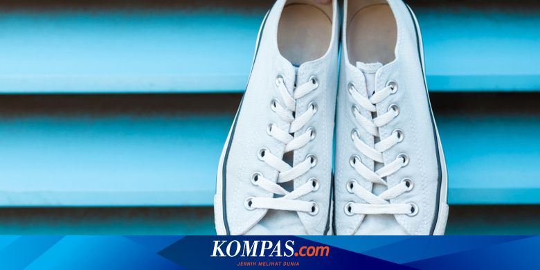 4 Bahan yang Ampuh Bersihkan Sepatu Putih Tanpa Membuatnya Menguning