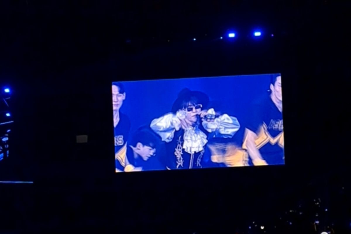 Momen Dino Muncul sebagai Pi Cheolin Saat SEVENTEEN BSS Tampil di GDA ...