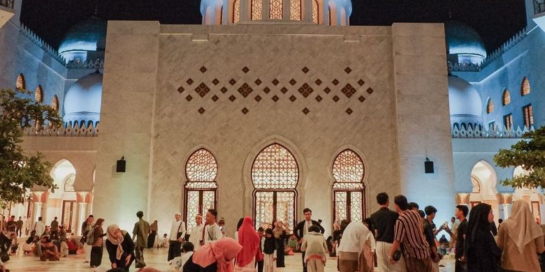 Takbiran Idul Adha: Perbedaan Takbir Mutlak dan Takbir Muqayyad