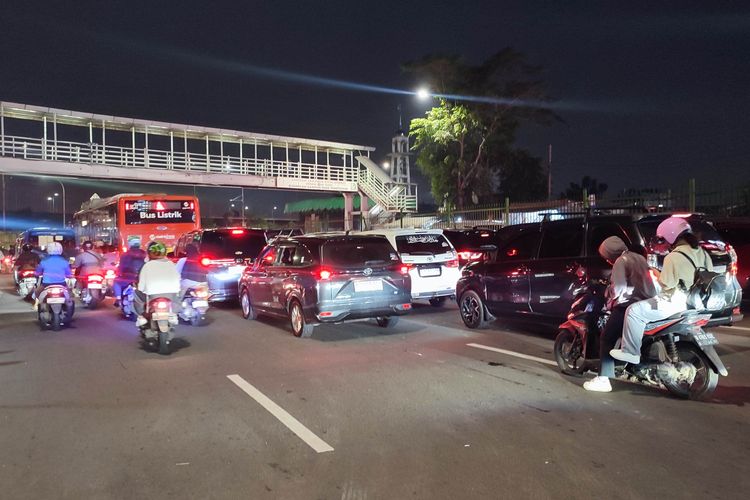 Berita Terkini Harian Titik Macet Jakarta Hari Ini Terbaru Hari Ini ...