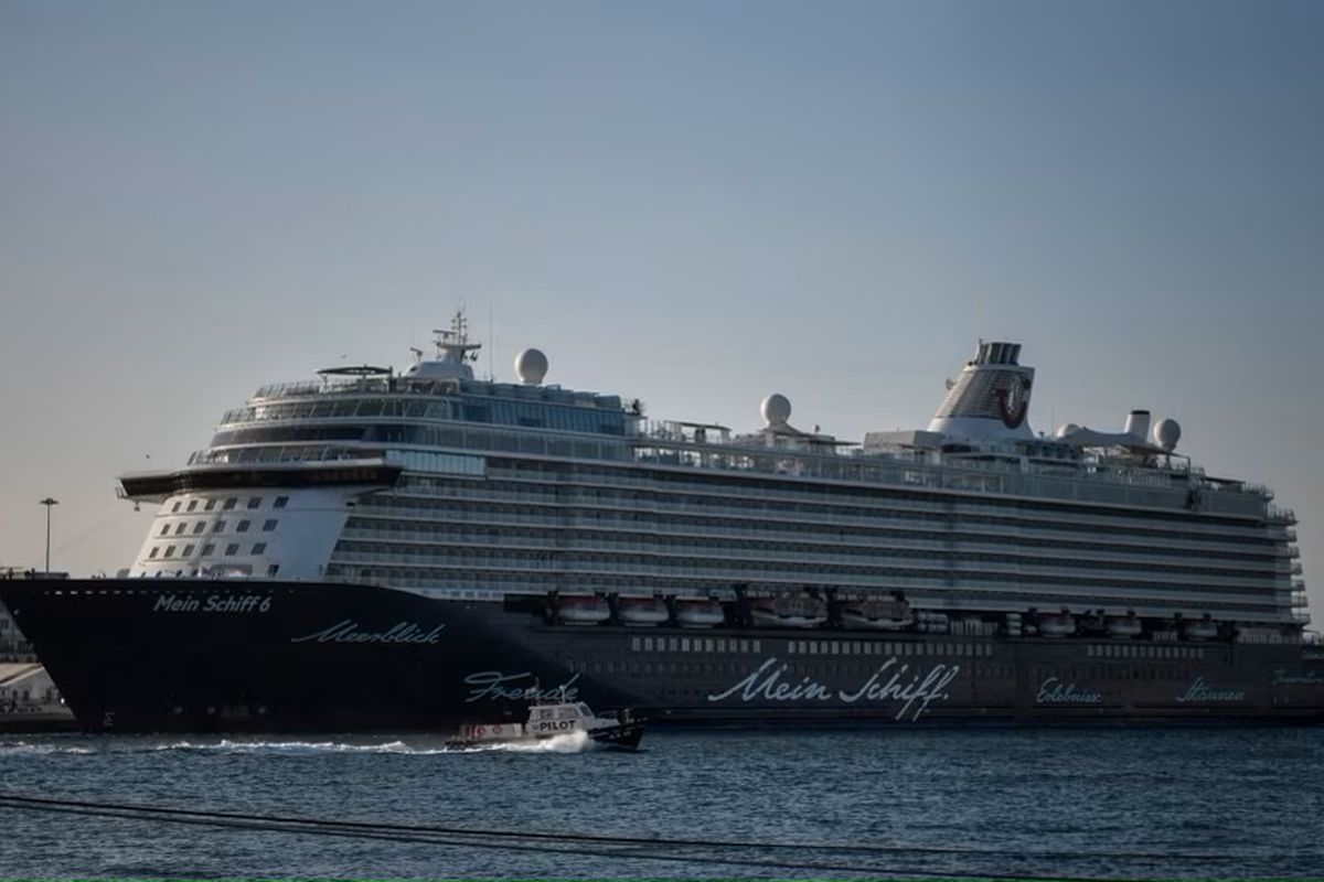 Yunani Akan Pajaki Wisatawan yang Naik Kapal Pesiar