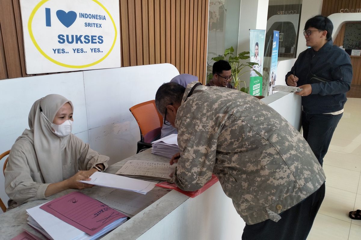 Tahapan Pencairan JHT Eks Karyawan Sritex Dimulai Hari Ini, Sejumlah Karyawan Keluhkan Gaji ...