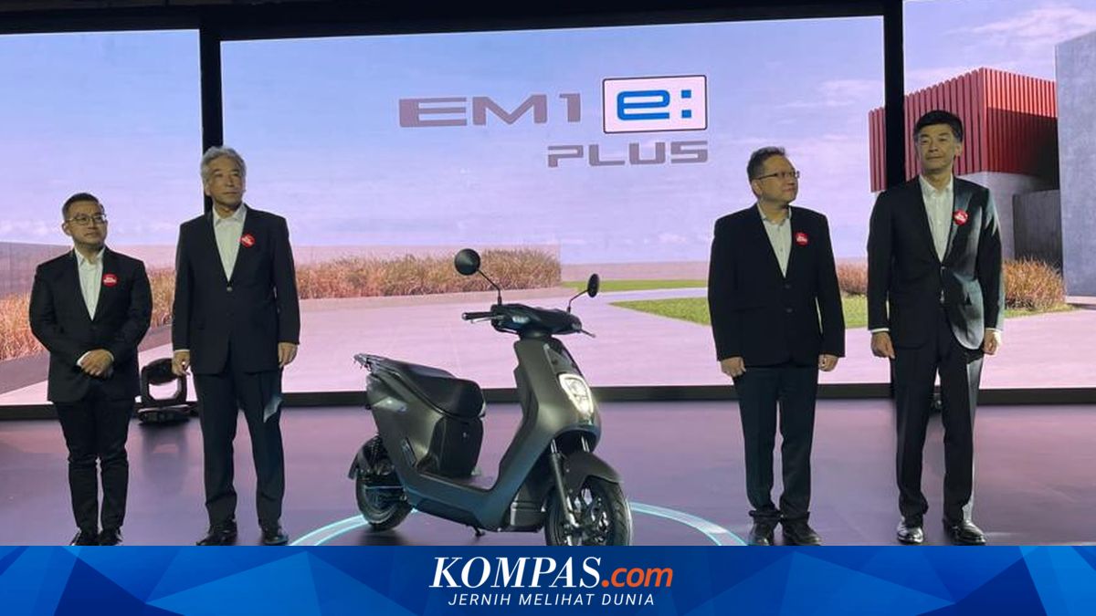 Honda Umumkan Harga Resmi Motor Listrik EM1 e: dan EM1 e: Plus