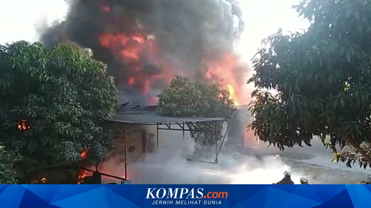 Pabrik Cat di Jatake Tangerang Terbakar, BPBD: Tidak Ada Korban Jiwa