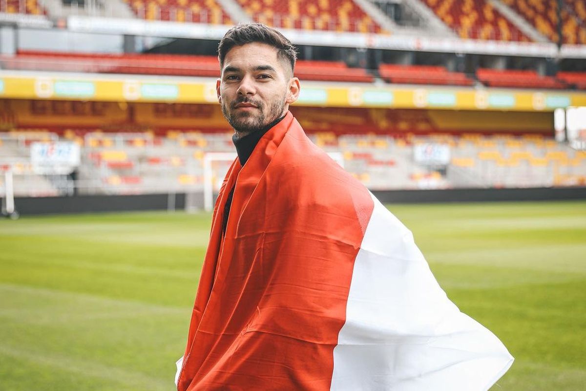 Kabar Terkini Proses Naturalisasi Sandy Walsh dkk: Pemeriksaan Dokumen ...