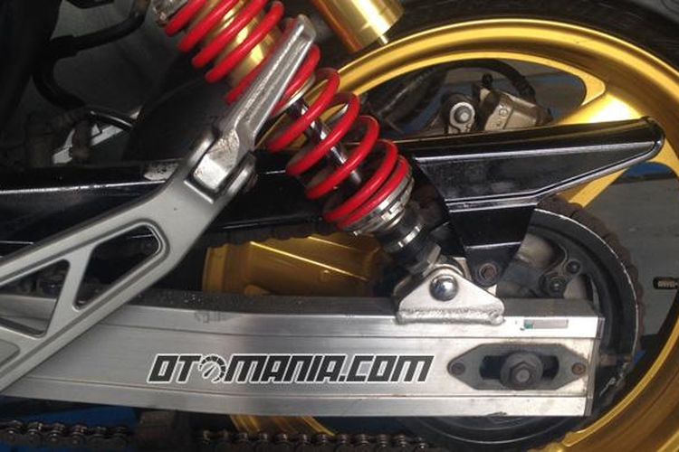 Ini Plus Minus Motor Pakai Pelek Palang