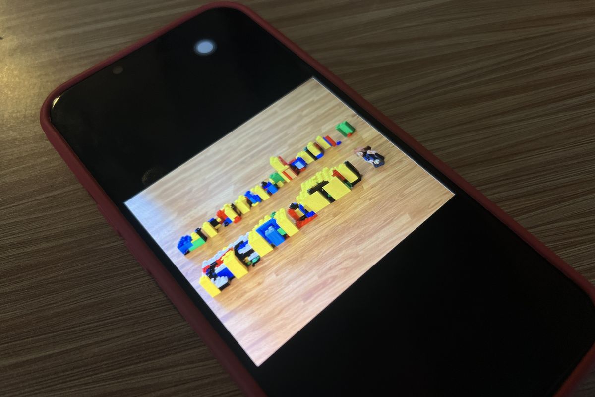 Awal Mula "Pinjam Dulu Seratus", Ungkapan Viral yang Ikut Dilontarkan oleh Chris Martin