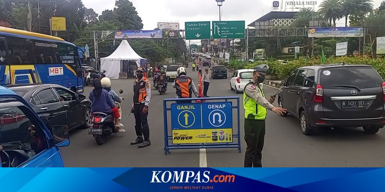 Lalu Lintas Puncak Padat, Polisi Berlakukan Ganjil Genap