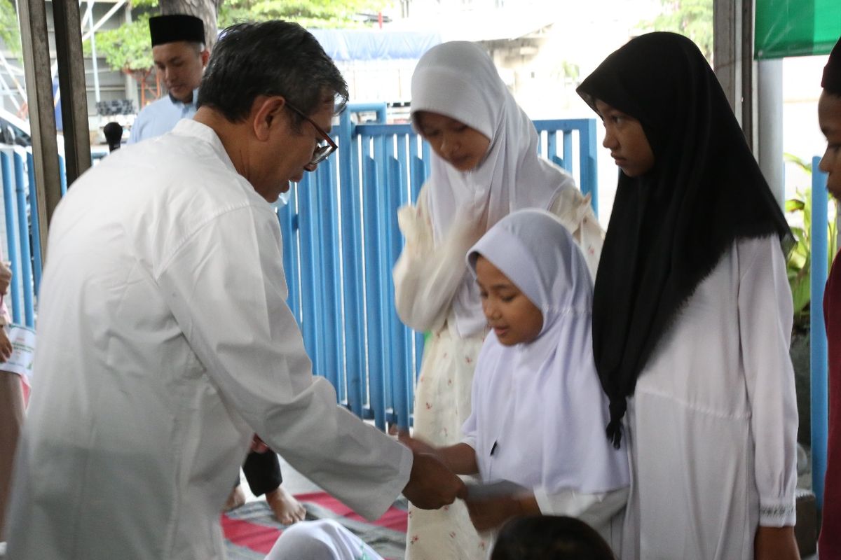 Bogasari Indofood Beri Santunan kepada Anak Yatim dan Disabilitas