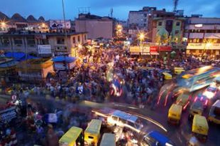 Untaian Bunga di Krishna Rajendra