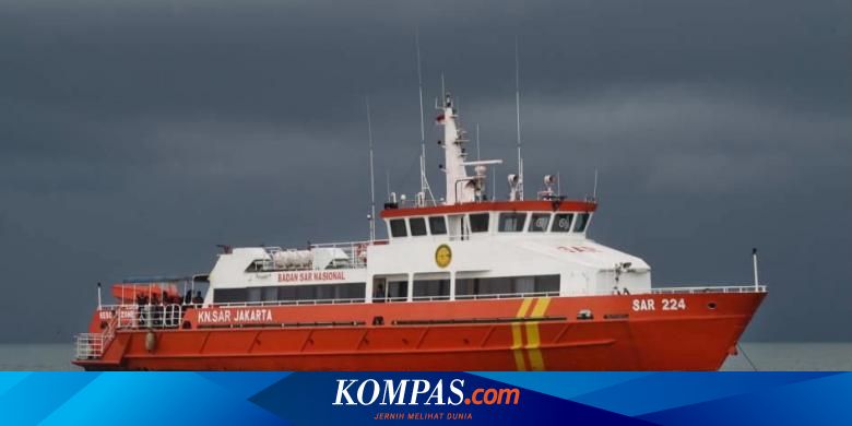 Kapal Tanker SKK Migas Bantu Isi Bahan Bakar di Tengah Laut