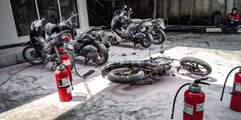 Berita Harian Sepeda Motor Terbakar Usai Isi Bensin Terbaru Hari Ini ...