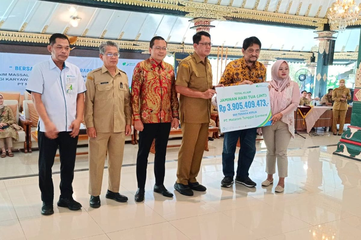 989 Pekerja PT MTG di Sleman Terkena PHK Imbas Kebakaran Pabrik