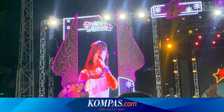 Happy Asmara Menangis Dapat Kejutan Ulang Tahun di Panggung Java Pop ...