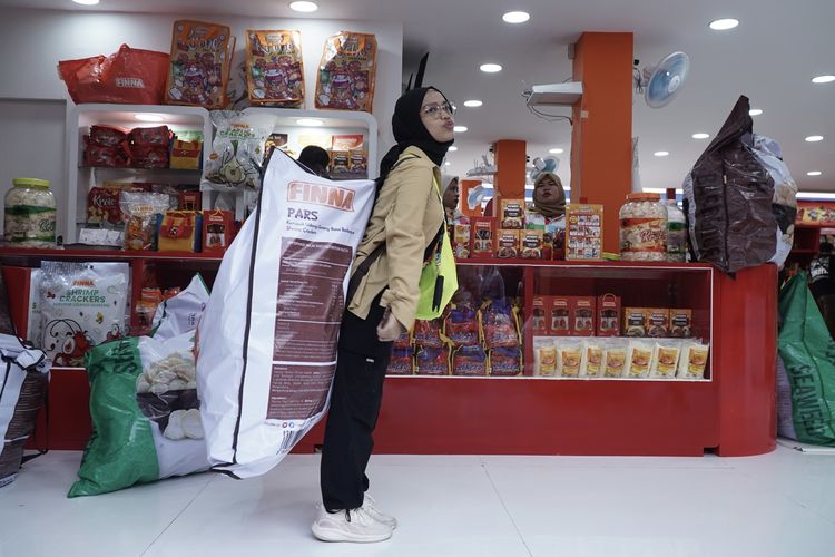 Tas Snack Jumbo Jadi Tren di PRJ 2025, Berapa Harganya?