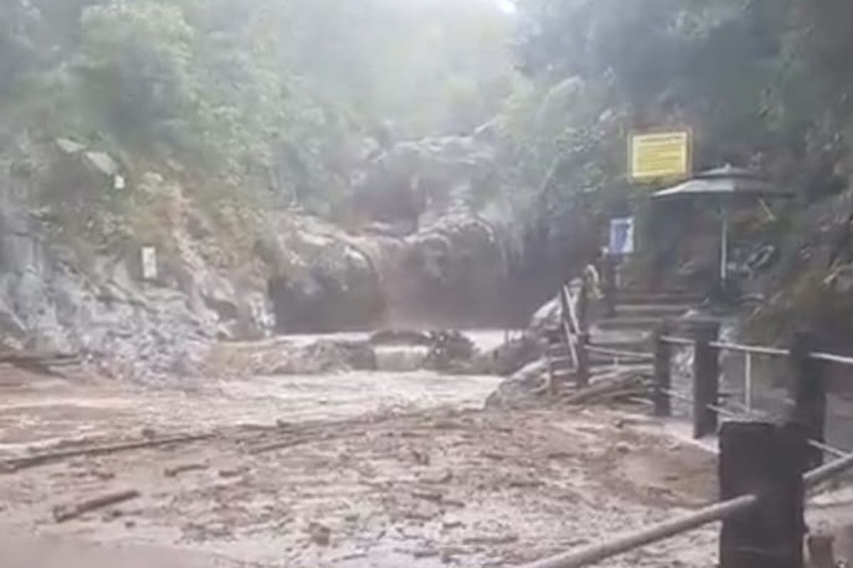 Pascabanjir Bandang Gunung Slamet, Wisata Air di Baturraden dan ...