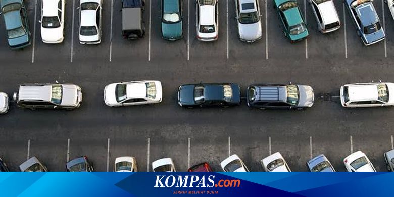 Prosedur Parkir Mobil Paralel yang Benar, Jangan Susahkan Orang Lain