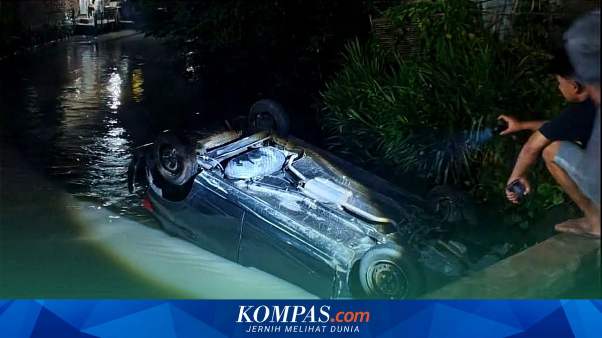 Kepala Dusun Tewas Tertabrak KA, Mobil Terseret 100 Meter Masuk Sungai ...