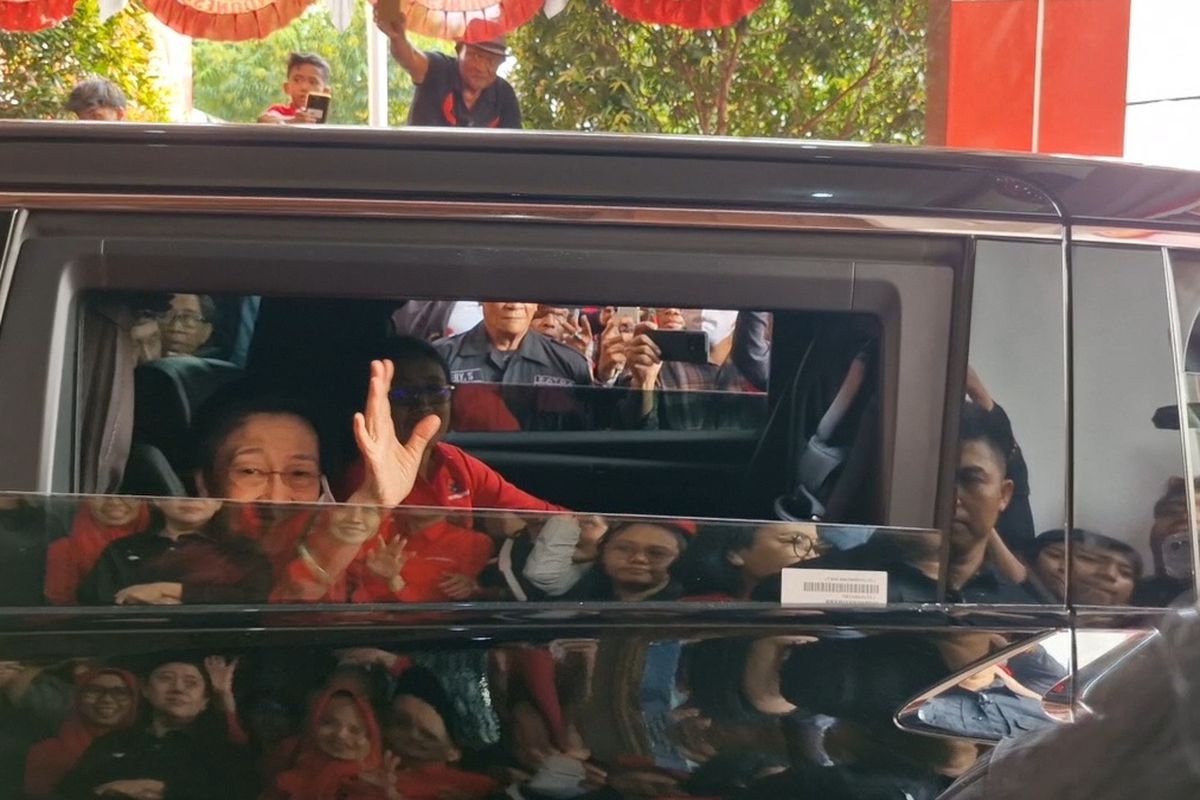 Turun Langsung, Megawati Beri Arahan dalam Konsolidasi Pemenangan PDI-P untuk Pilkada Jateng
