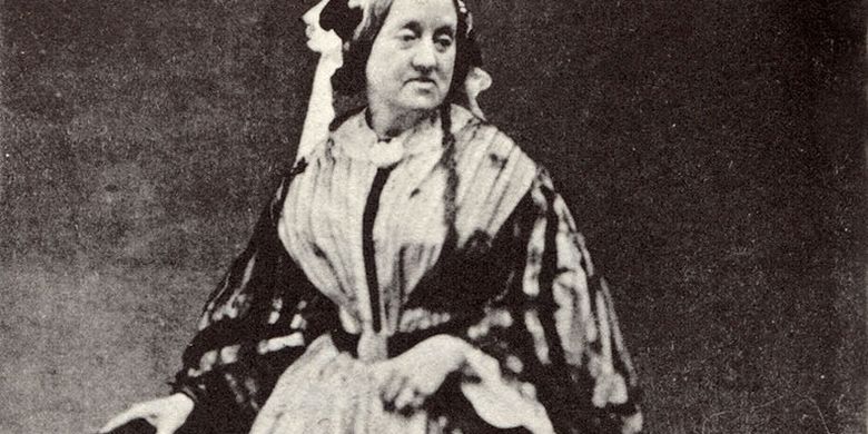 Anna Atkins, Ahli Botani Inggris dan Pembuat Buku Foto Pertama