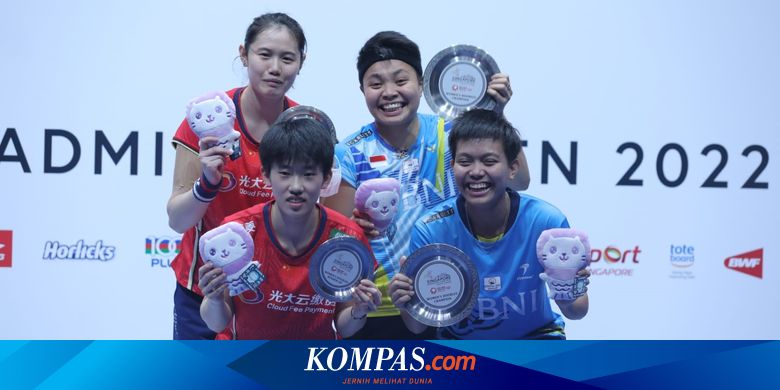 Momen Siti Fadia Sanjung Apriyani Usai Raih Gelar Singapore Open 2022