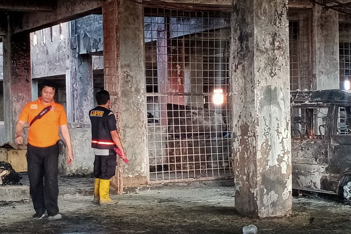 Tim Labfor Selidiki Sumber Kebakaran Pasar Comboran Malang