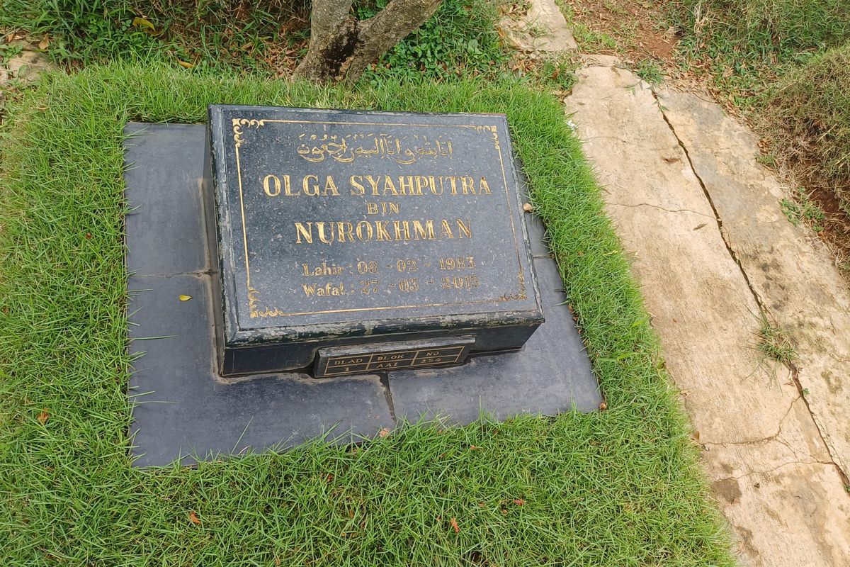 10 Tahun Olga Syahputra Wafat: Makam Terawat tetapi Tak Seramai Dulu