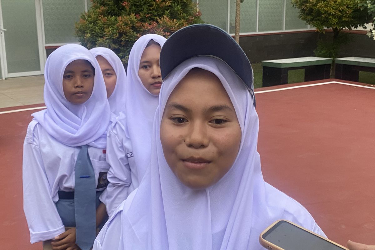 Saat Murid Sekolah Rakyat Mulai Dilanda Rindu Keluarga...