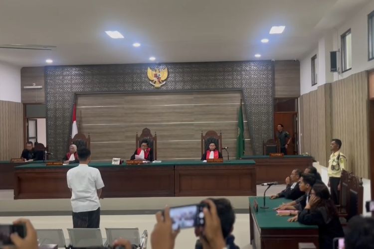 Berita Terkini Harian Mutilasi Dalam Koper Di Kediri Terbaru Hari Ini - Kompas.com