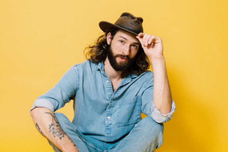 Lirik dan Chord Lagu Strawberry Blonde - Sam Burchfield