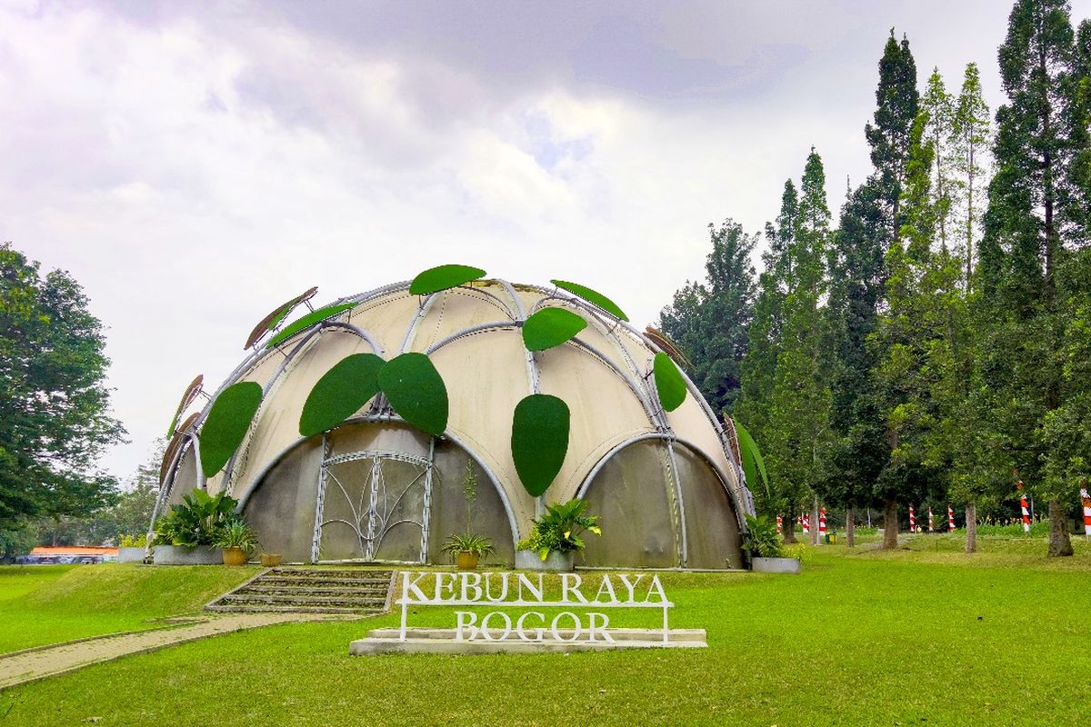 Pengunjung Kebun Raya Bogor Kena Biaya Tambahan karena Bawa Makanan ...