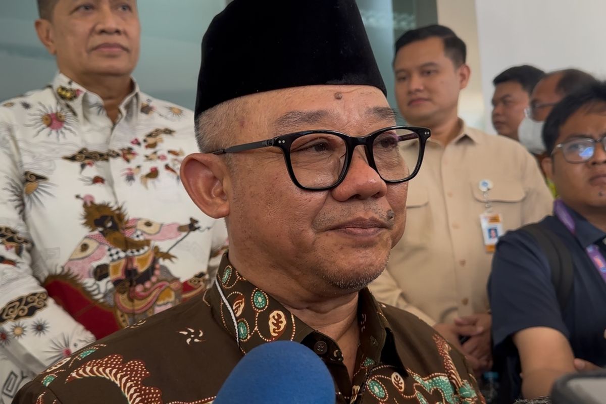 Dedi Mulyadi Larang Wisuda TK-SMA, Mendikdasmen Mu’ti: Boleh Dilakukan Asal Tak Berlebihan