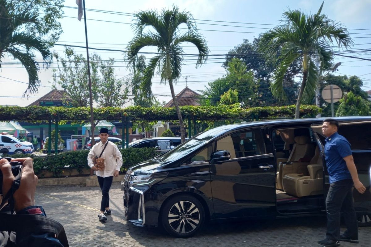 Setelah Bertemu Puan, Ketum PSI Kaesang Lanjutkan Safari Politik ... Setelah Bertemu Puan, Ketum PSI Kaesang Lanjutkan Safari Politik ...