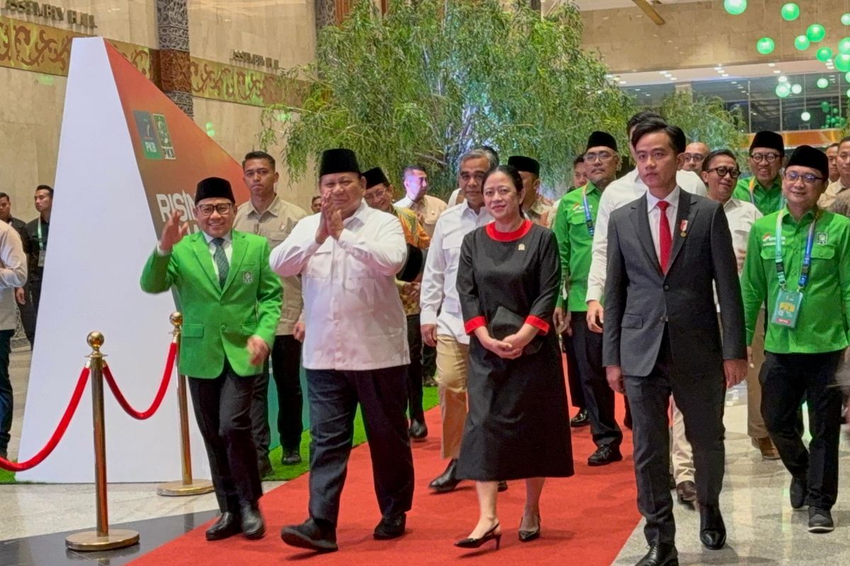 Prabowo Hadiri Harlah ke-27 PKB, Datang Diapit Puan dan Cak Imin