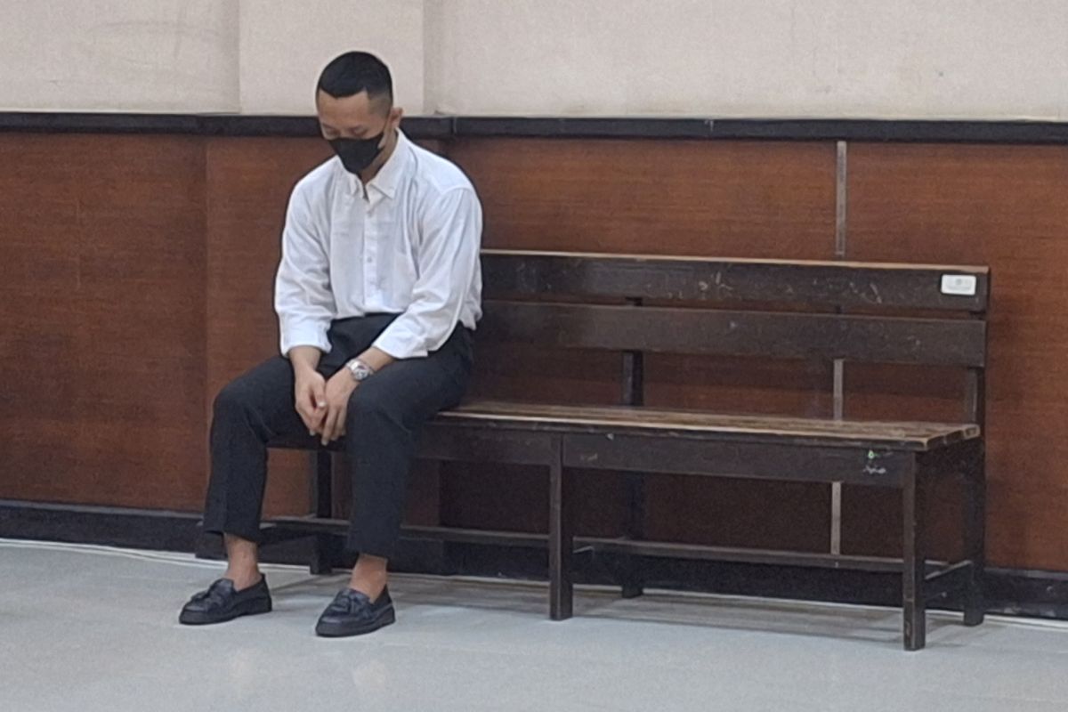 Terdakwa Kasus Penganiayaan Taruna STIP Tertunduk Saat Memasuki Ruang ...